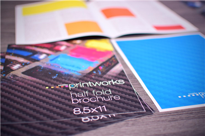 8.5x11 half-fold programs/brochures
